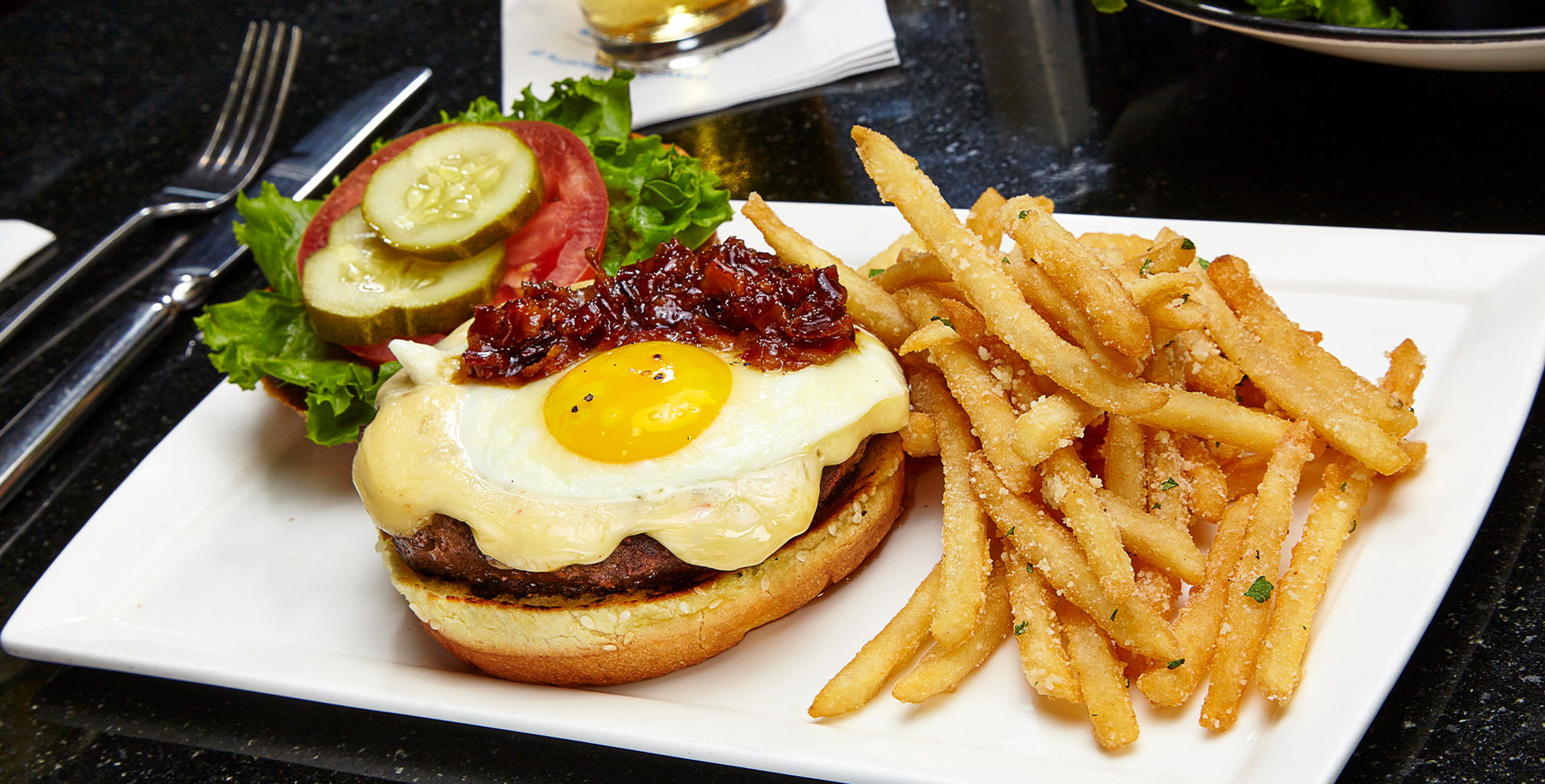 Market Salamander Grille and Bar - Casual Dining at Its Best